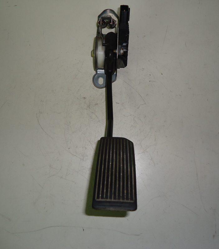 18002-8H810 DENSO 198800-0031 PEDALE ACCELERATORE NISSAN X-TRAIL 2.2 ...